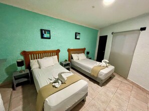 Suite-Estúdio Deluxe, 2 camas individuais | Com decoração personalizada, com mobília individualizada, Wi-fi grátis 