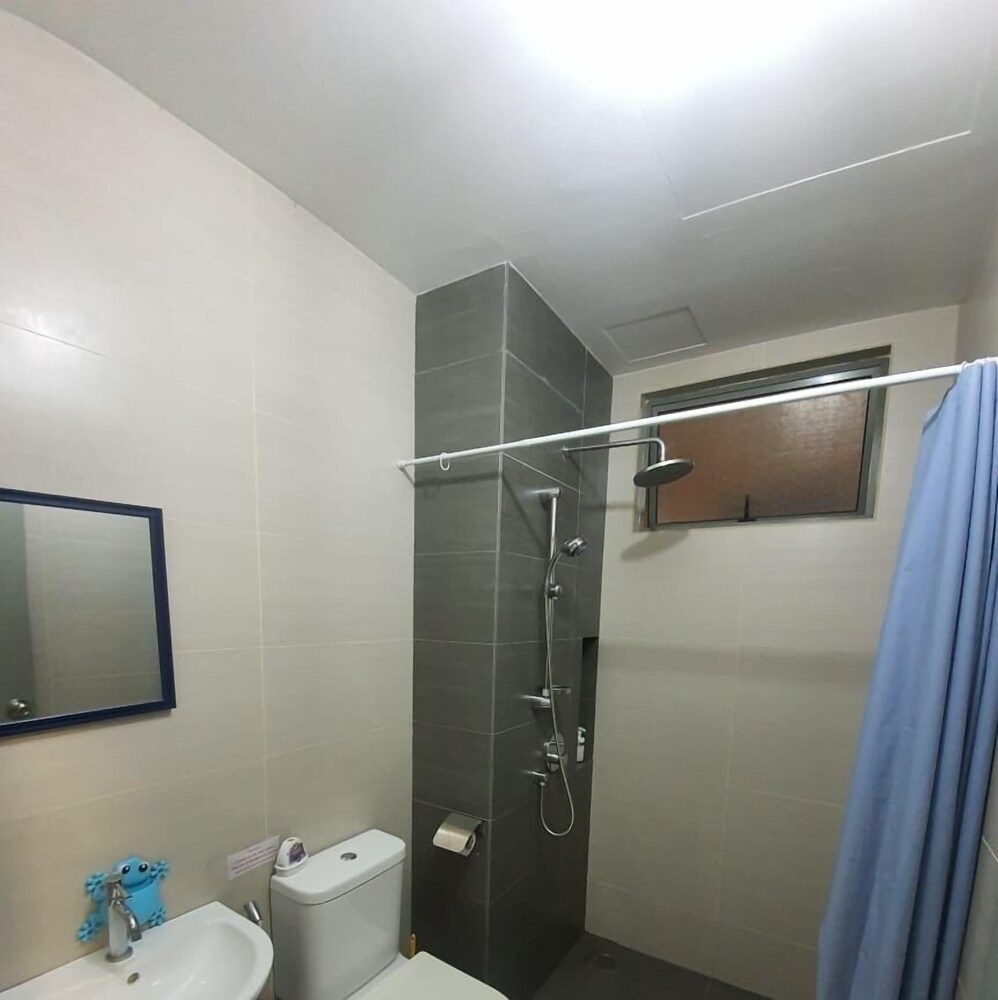 Premium Furnishing. Free High Speed Internet And Facilities. Best Place In Town. - Cyberjaya