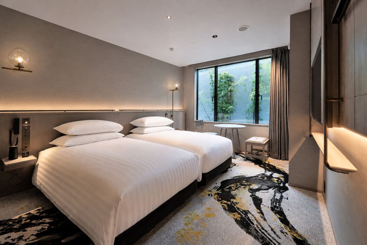 Quarto duplo luxo, para não fumantes (Accessible) | Cofres nos quartos, Wi-Fi de cortesia, roupa de cama