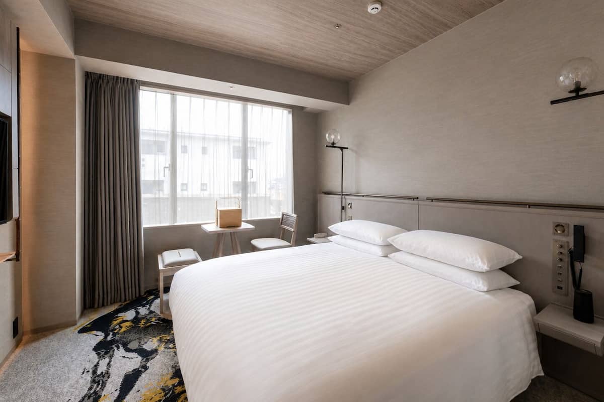 Quarto luxo, 1 cama King, para não fumantes | Cofres nos quartos, Wi-Fi de cortesia, roupa de cama