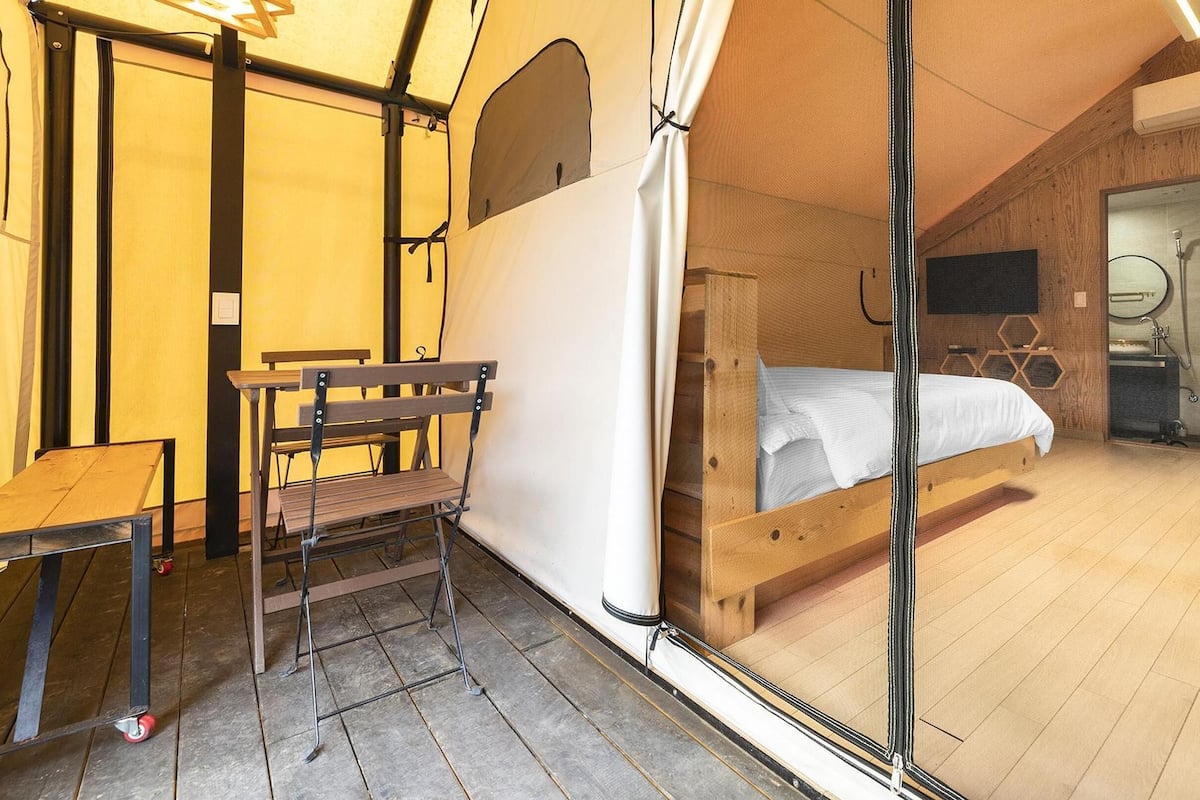 Quarto básico, 1 quarto (Glamping B) | 1 quarto, Wi-Fi de cortesia