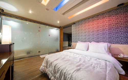 Yangju Soo Hotel - Paju