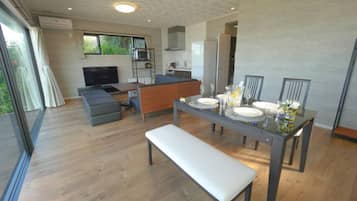 Villa Premium (1F) | 2 quartos, cortinas/cortinados opacos, roupa de cama fornecida