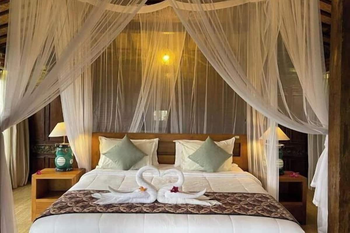1 quarto, cofre no quarto, roupa de cama fornecida