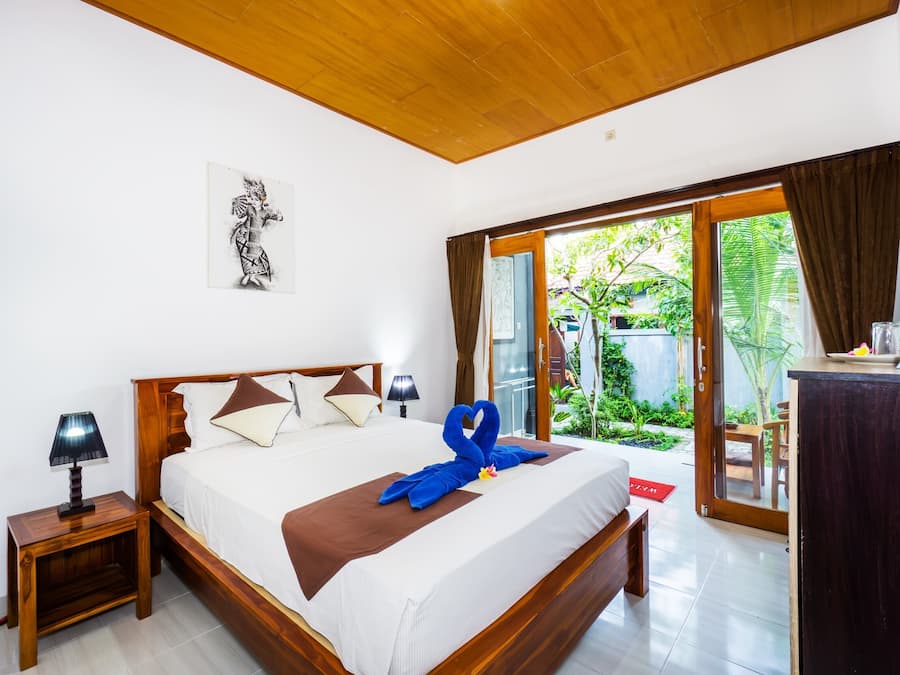 Quarto Duplo Standard | Secretária, Wi-fi grátis, roupa de cama fornecida