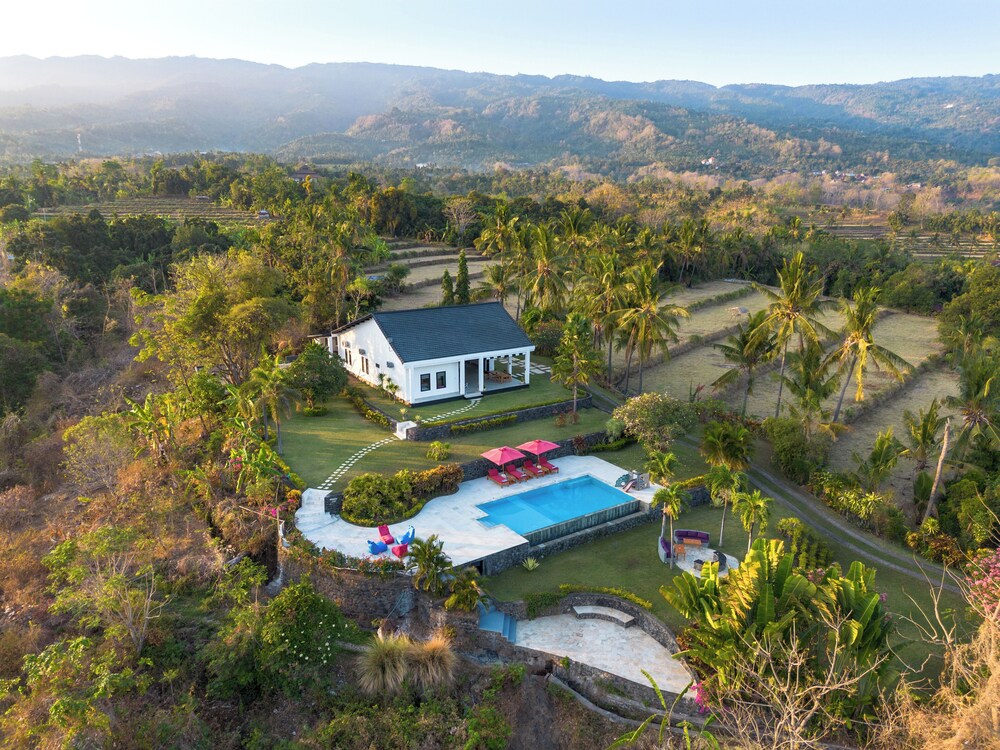 Villa Bloom By Villa Finder - Buleleng