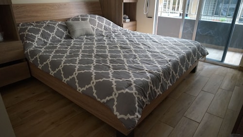 Newly Remodeled 1-bedroom Apartment In Achrafieh - Beirut