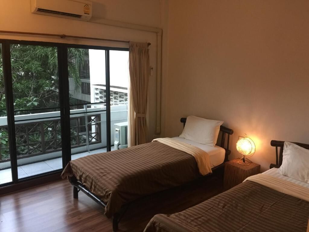 Cortinas/cortinados opacos, Wi-fi grátis, roupa de cama fornecida 