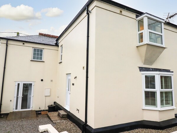 1 Old Talbot Cottages - Lostwithiel