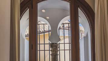 Suite-Estúdio Júnior, 1 cama king-size, Vista para a cidade | Vista para a rua