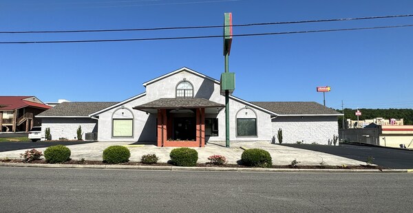 Royal Inn - Cleveland, TN