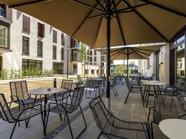 Café da manhã com buffet diário (EUR 17 por pessoa) 