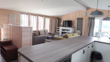 Casa de Campo, várias camas | Cozinha privada | Um frigorífico, um micro-ondas, um forno, uma placa de cozinha