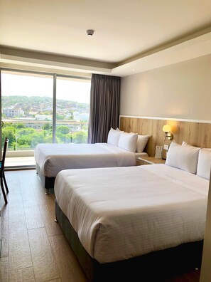 Quarto Superior, 2 camas de casal, não fumadores | Minibar, cofre no quarto, secretária 