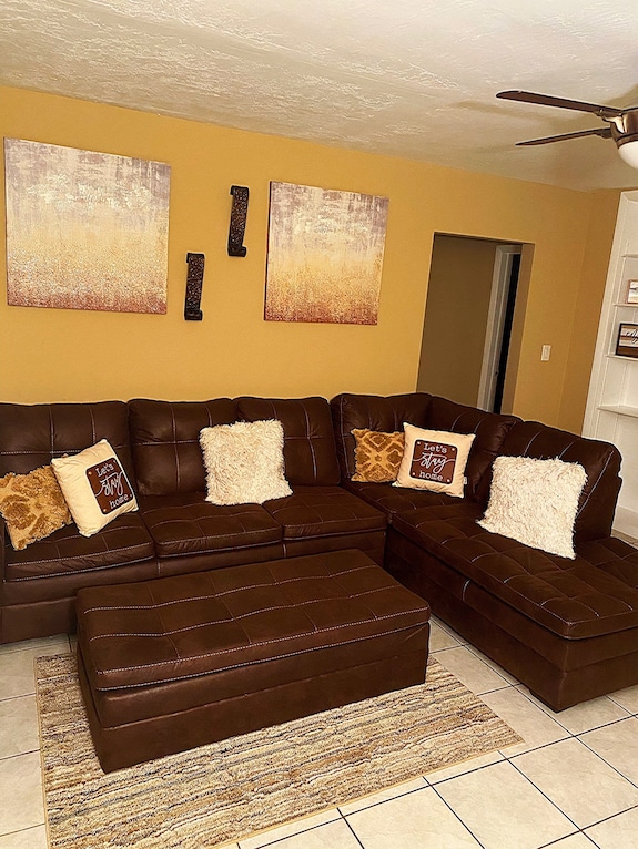 Lovely 2 Bedroom Condo With *Free Parking And Wifi* - Fort Lauderdale, FL