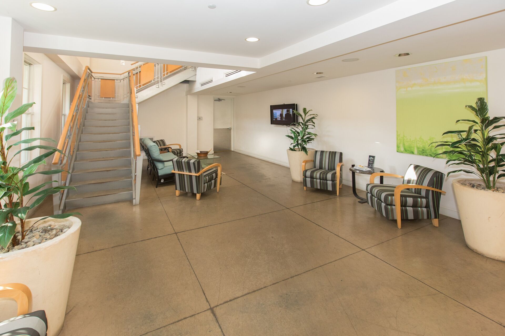New Arcade Located On 2nd Floor Of The Building Resort Style Condo On The Beach! - Virginia Beach, VA