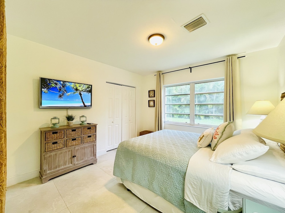 Beach House-game Room-downtown-heated Pool-hottub - Fort Lauderdale, FL