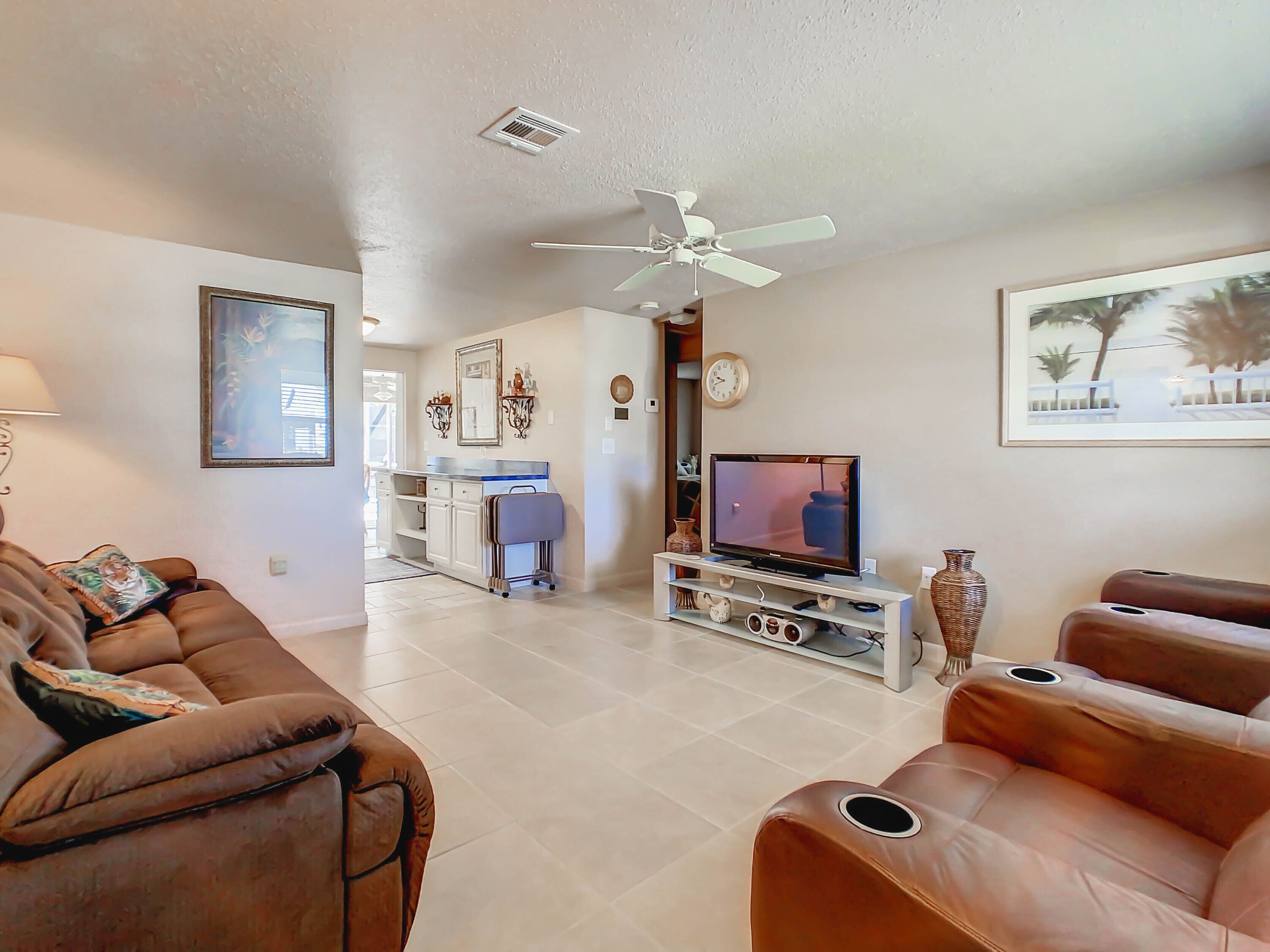 Incredible Whole Condo With Heated Pool Next To Venice Island/beach - Venice, FL