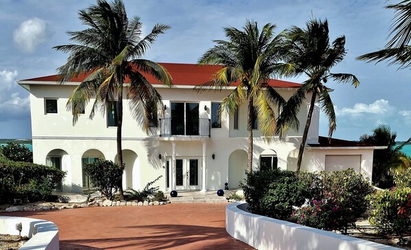 Stunning And Scenic 4 Br Villa! - Turks- und Caicosinseln