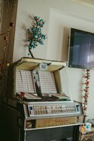 Televisor de ecrã plano de 22 polegadas com canais digitais, televisor 