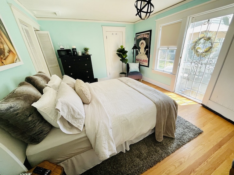 Private Entrance Pool Hideaway In Historic Home - 弗雷斯諾