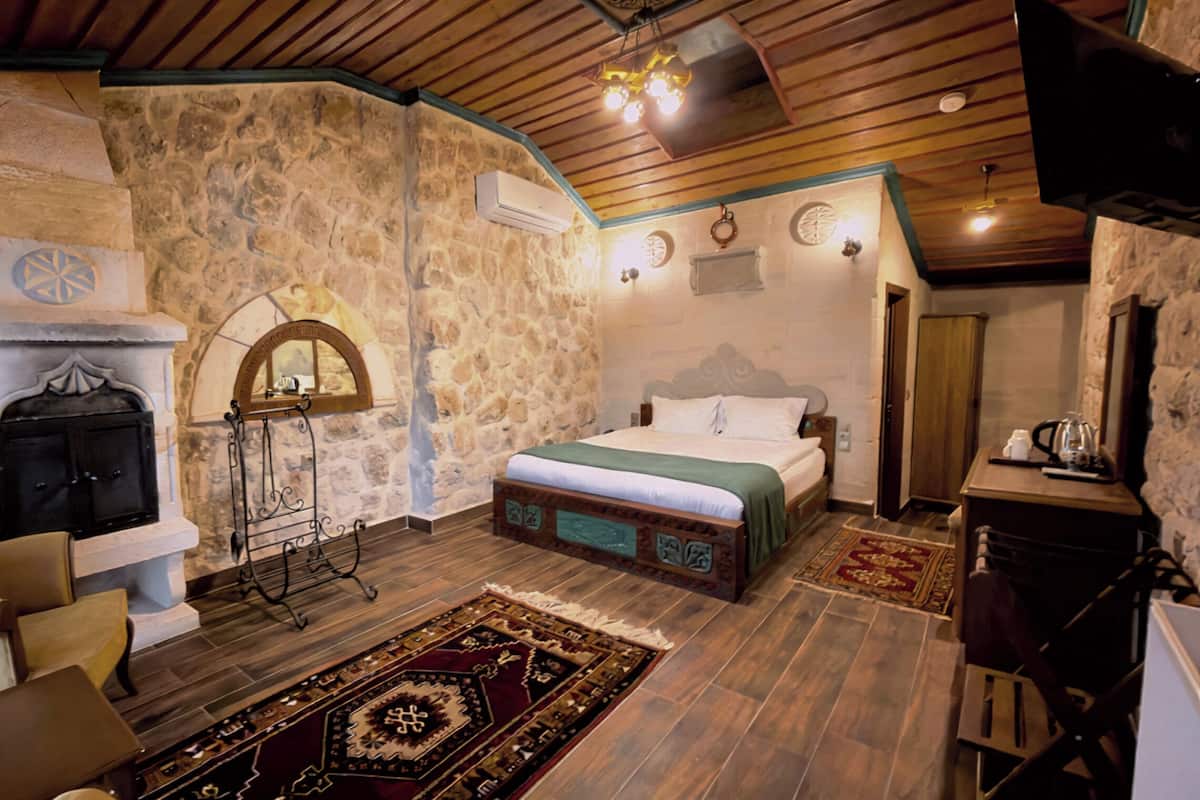 Suíte superior | Frigobar, escrivaninha, quartos à prova de som, Wi-Fi de cortesia