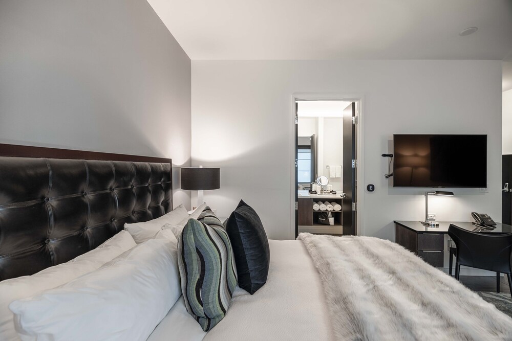 121 Hotel By Avantstay | Superior Suite (205) - Nashville