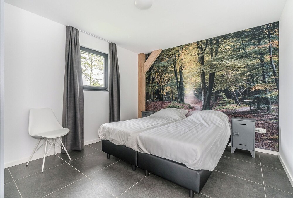 Farm Lodge 676 - Three Bedroom Resort, Sleeps 6 - Arendonk