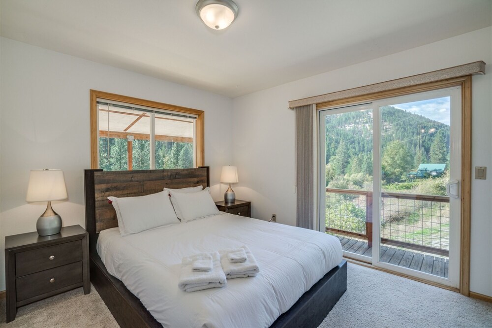 Juniper Landing - Lovely Countryside Home - 리븐워스