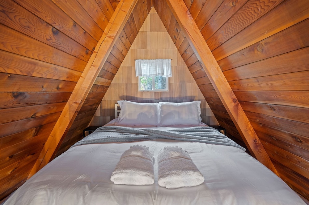 R&r Retreat - Intimate, Quaint And Cozy A-frame - Lake Chelan, WA