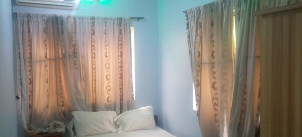 Jil Service Flat - Ibadan