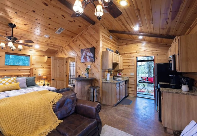 Ain't Life Grand-honeymoon Cabin/hot Tub/ Location - Oklahoma
