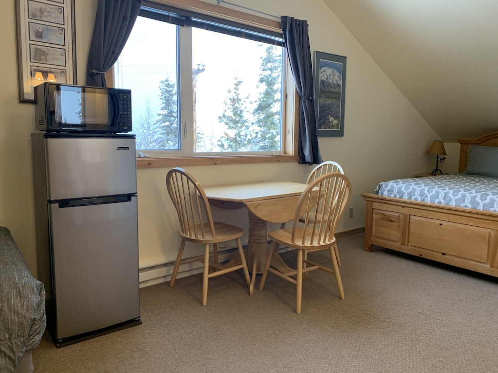Cozy & Convenient Studio With Kitchenette - Alaska
