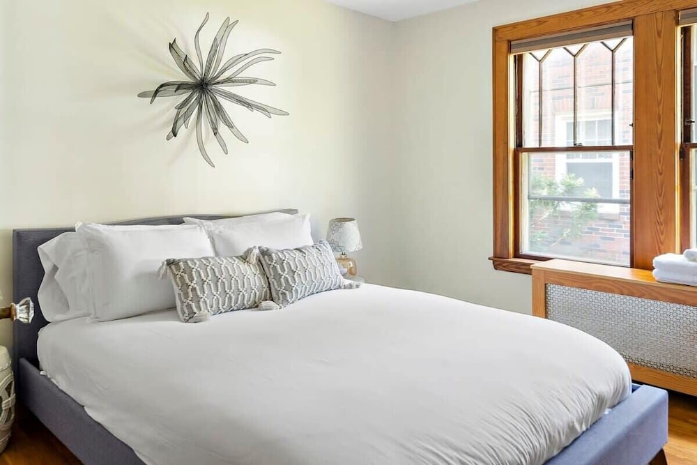 Jp, Central Location, 3, Bedrooms, Stay Now! - 서머빌