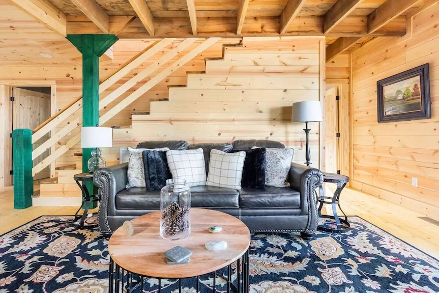 March Deals+some Browviews+2 Kingsuites+hottub+pet+gr8coffee - Alabama