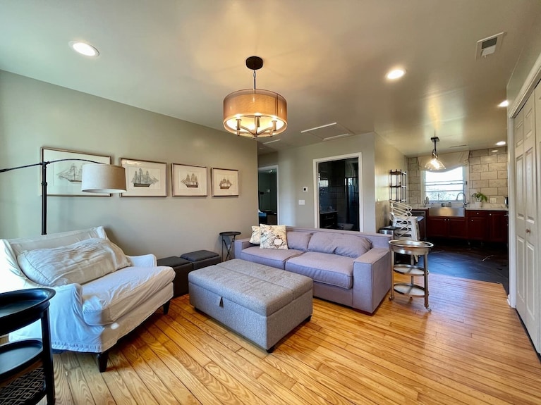 Belmont Carriage House - Charlottesville, VA