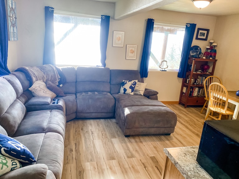 Beachfront Apartment - Ketchikan, AK