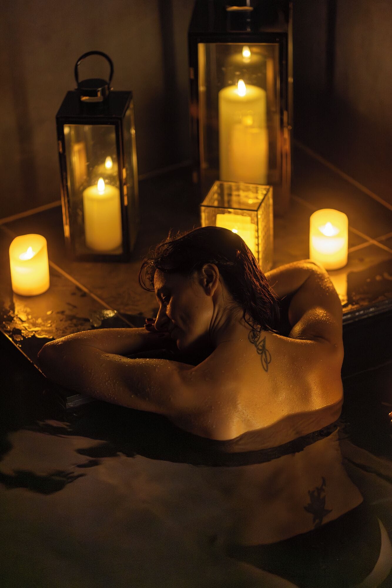 Salas para tratamentos a dois, banheira de hidromassagem, sauna a vapor