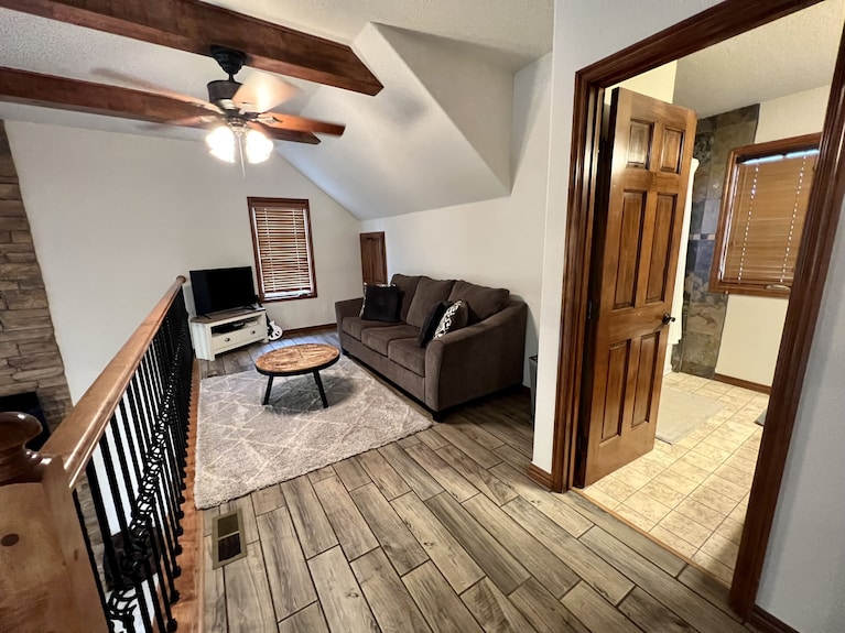 Charming Edgewater Escape, Private Pool Near Arbuckle Lake - Davis, OK