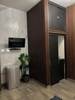 Quarto triplo | Cofres nos quartos, escrivaninha, Wi-Fi de cortesia, roupa de cama