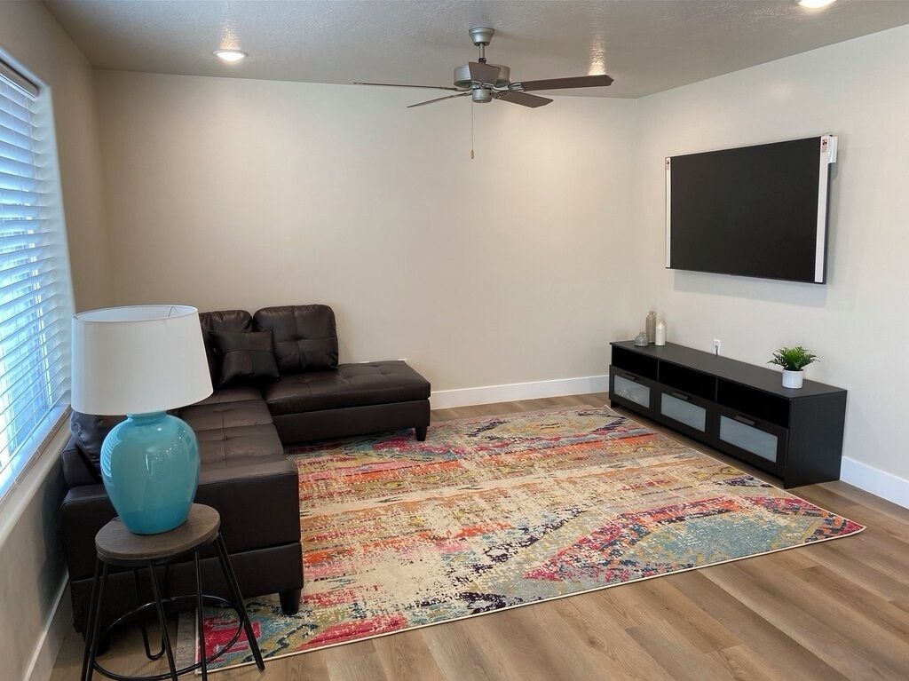 Gorgeous New Townhome With Hot Tub - Kanab, UT