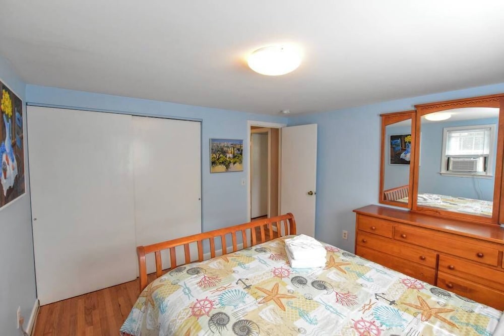 Beautiful Property W/ Separate Apartment! - Brewster, MA