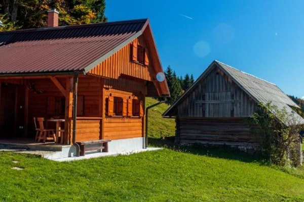 Mountain Lodge Pokrovec, Bohinjska Bistrica, Slovenia - Slovénie