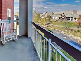 Condo (#201 - No Pets) | Área da propriedade