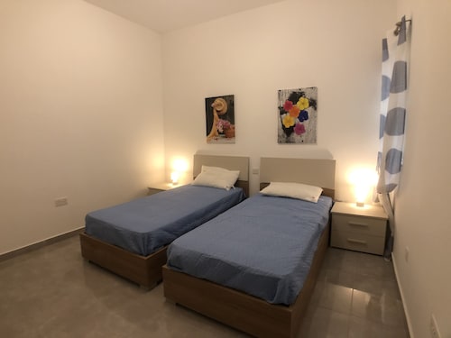 Discounted Monthly Stays In Prime Location! - Malta