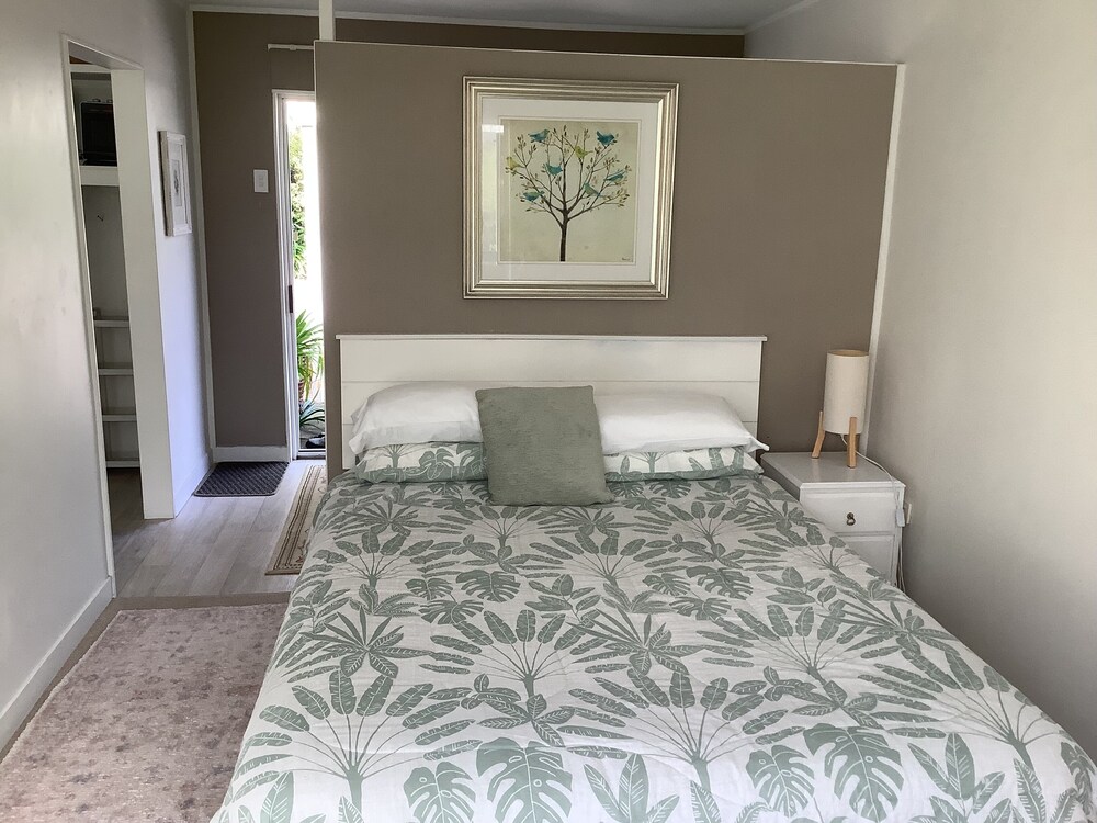 Wood Pigeon Cottage- Pet Friendly 2kms From Hauraki Rail Trail-free Breakfast - Paeroa