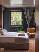 Estúdio Básico | Berço de viagem, Wi-fi grátis, roupa de cama fornecida 