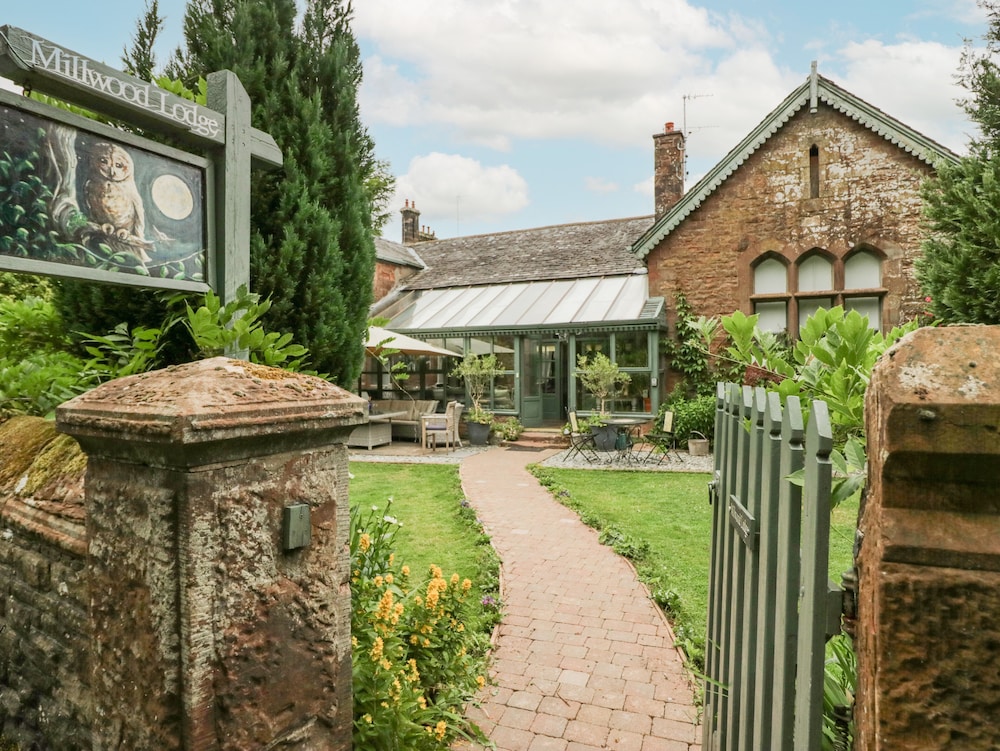 Millwood Lodge - Barrow-in-Furness