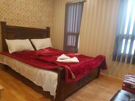 Quarto Duplo Standard | Quartos insonorizados, Wi-fi grátis, roupa de cama fornecida 