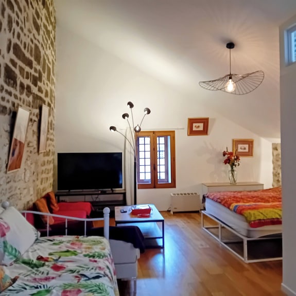 Loft Locronan 1624 Rénové En 2021 Dans Le Deuxième Plus Beau Village De France. - Bretagne